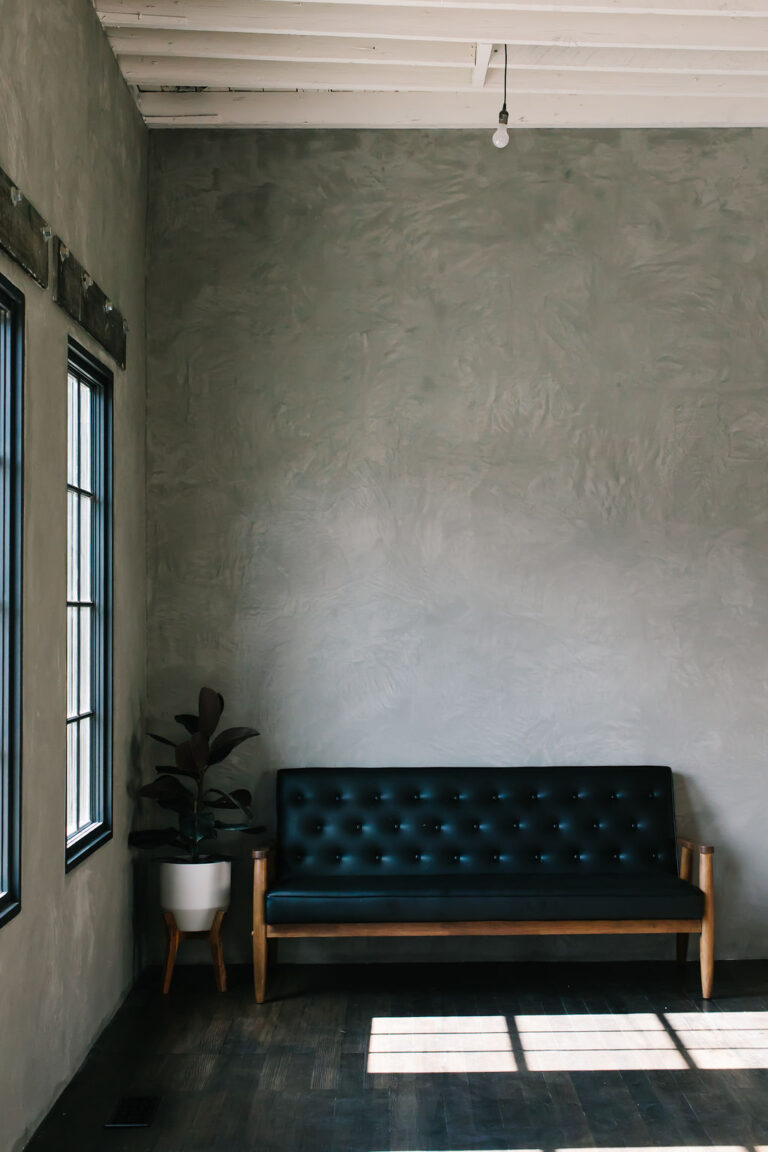 Sandy Studio – White Space Studios